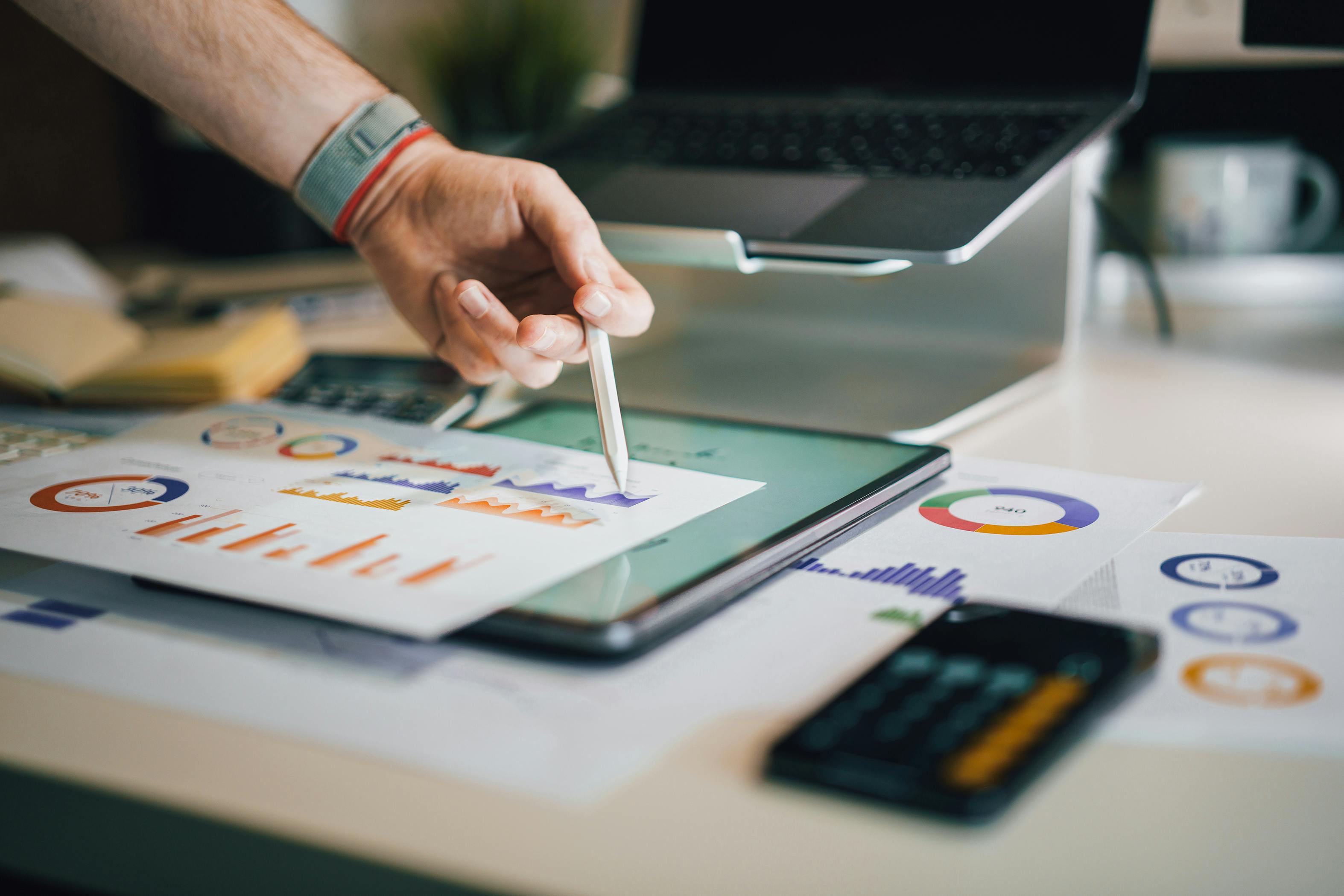 Snowflake Cost Optimization: The 2026 Enterprise Guide